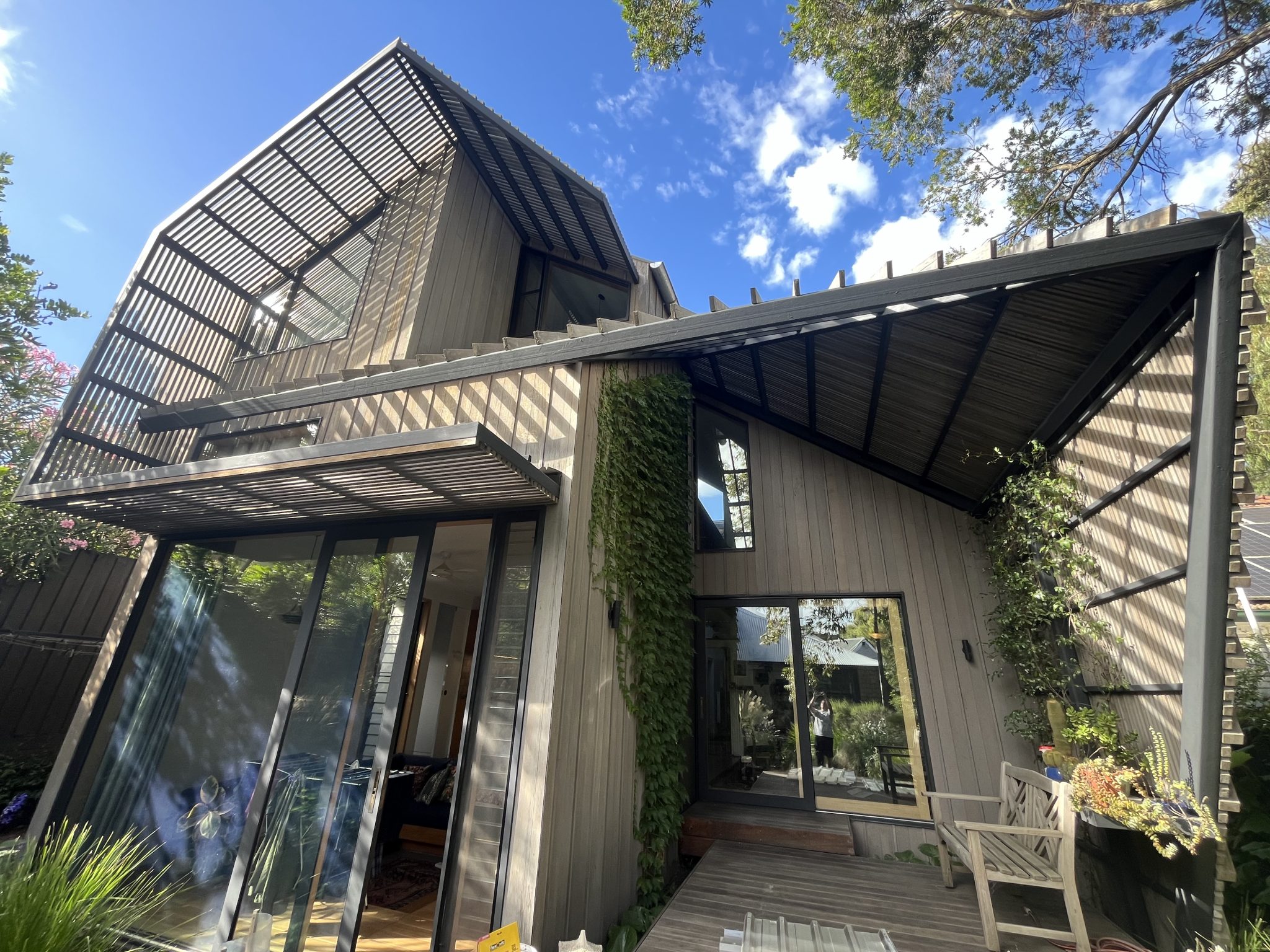 Painter Brunswick 3056 | House Painters & Painting Brunswick | Women at ...